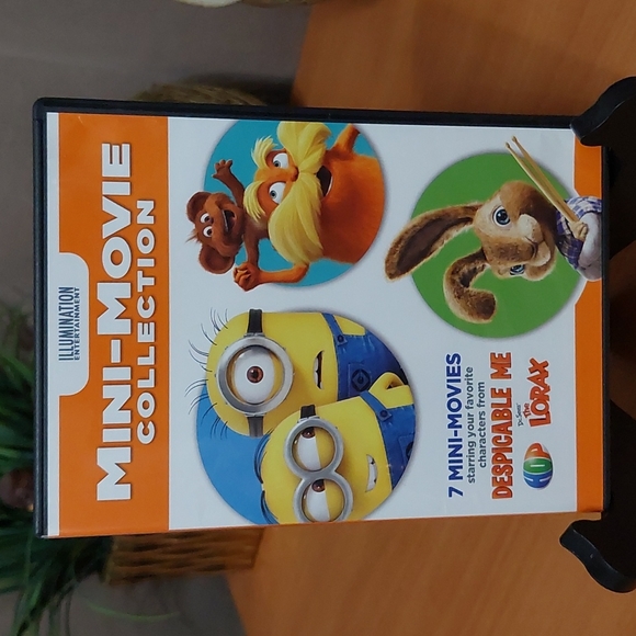 Media | Mini Movie Collection 7 Mini Movies With Despicable Me The ...